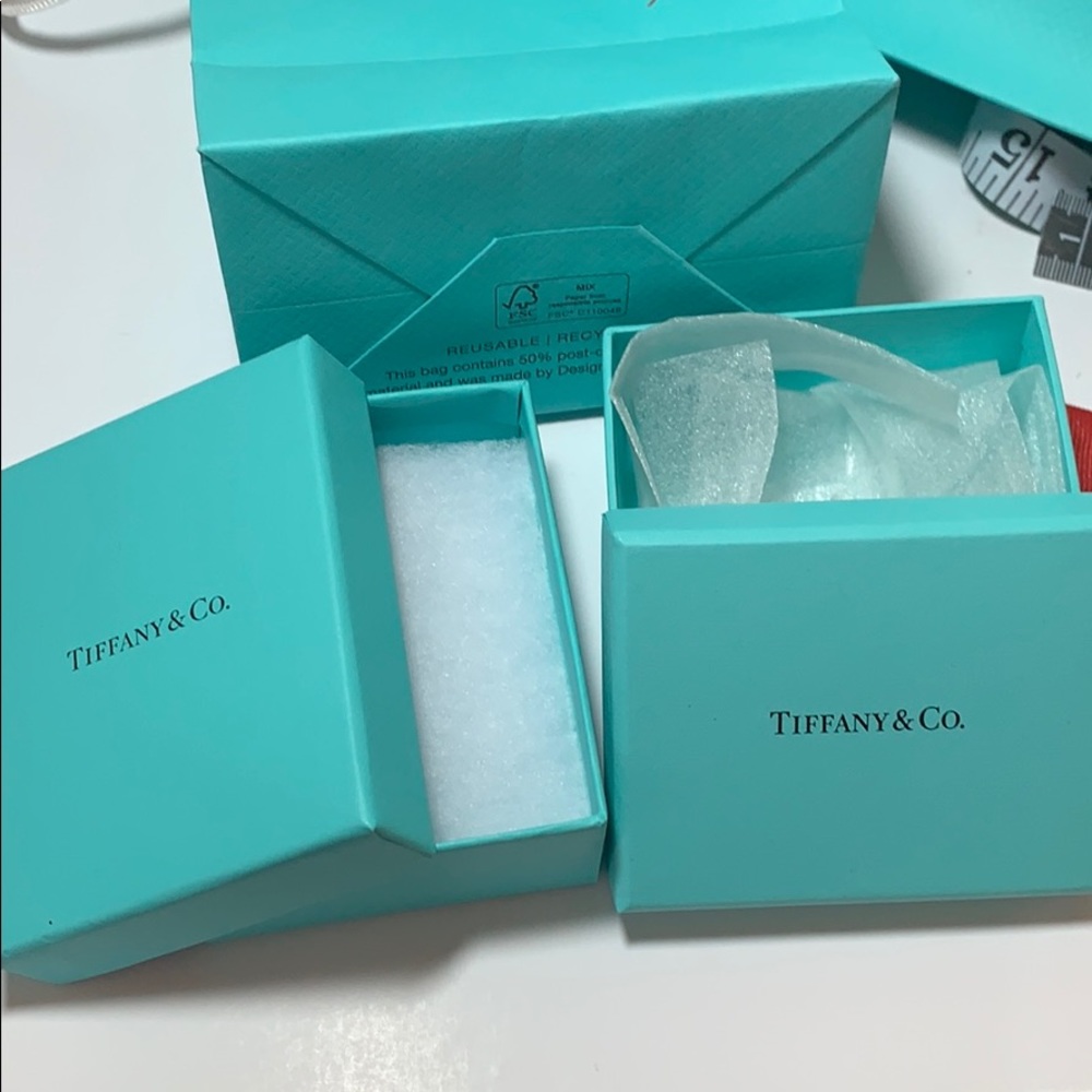 12 Piece Set Of Tiffany & Co Packaging - Gem